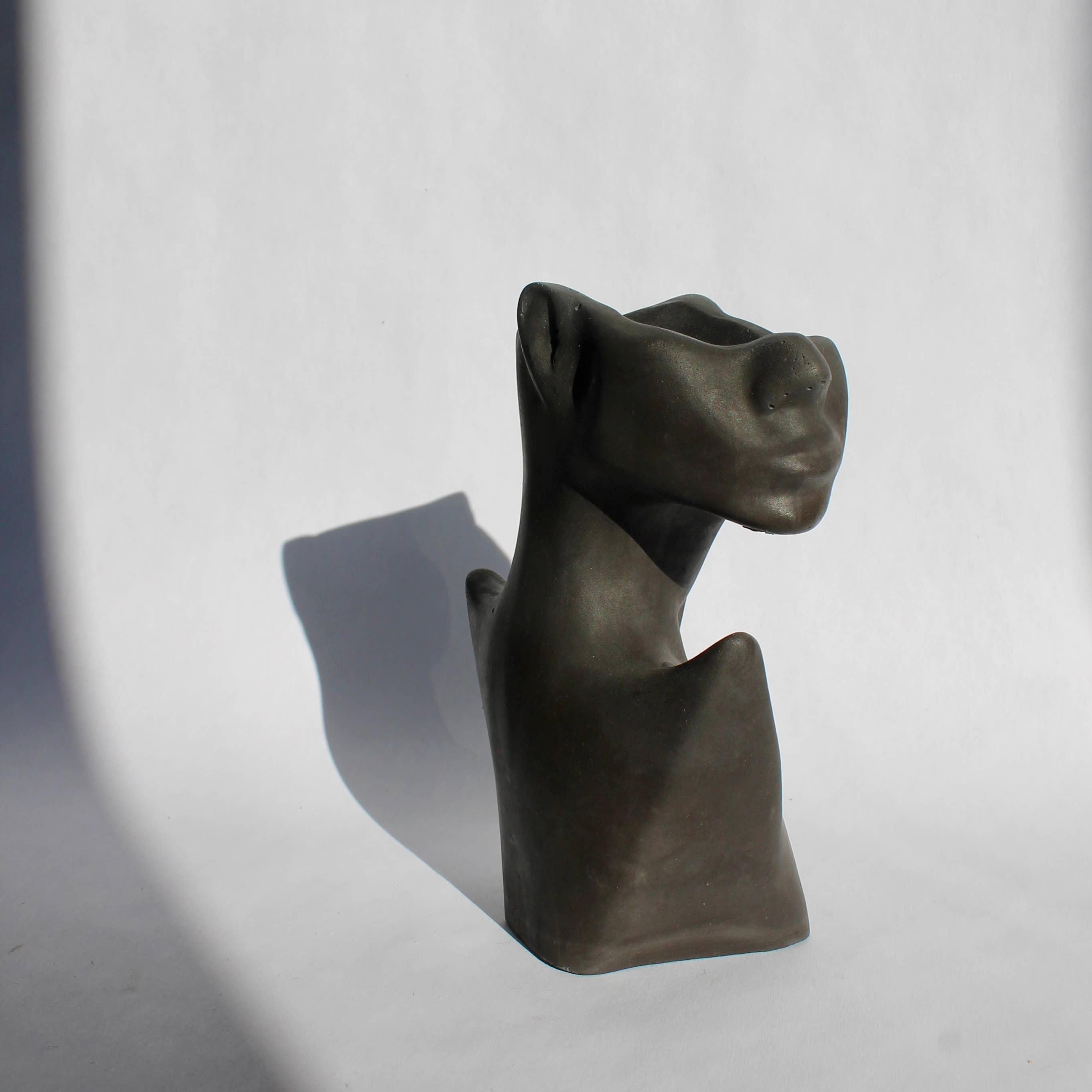 Women's Silhouette Concrete Vase in Black - 6-in – Mellow Monkey