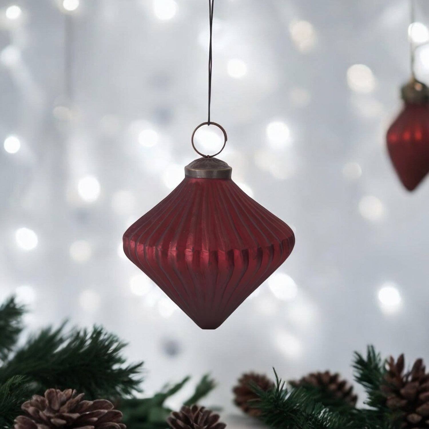 Ribbed Burnt Red Glass Onion Ornament - 3-3/4-in – Mellow Monkey