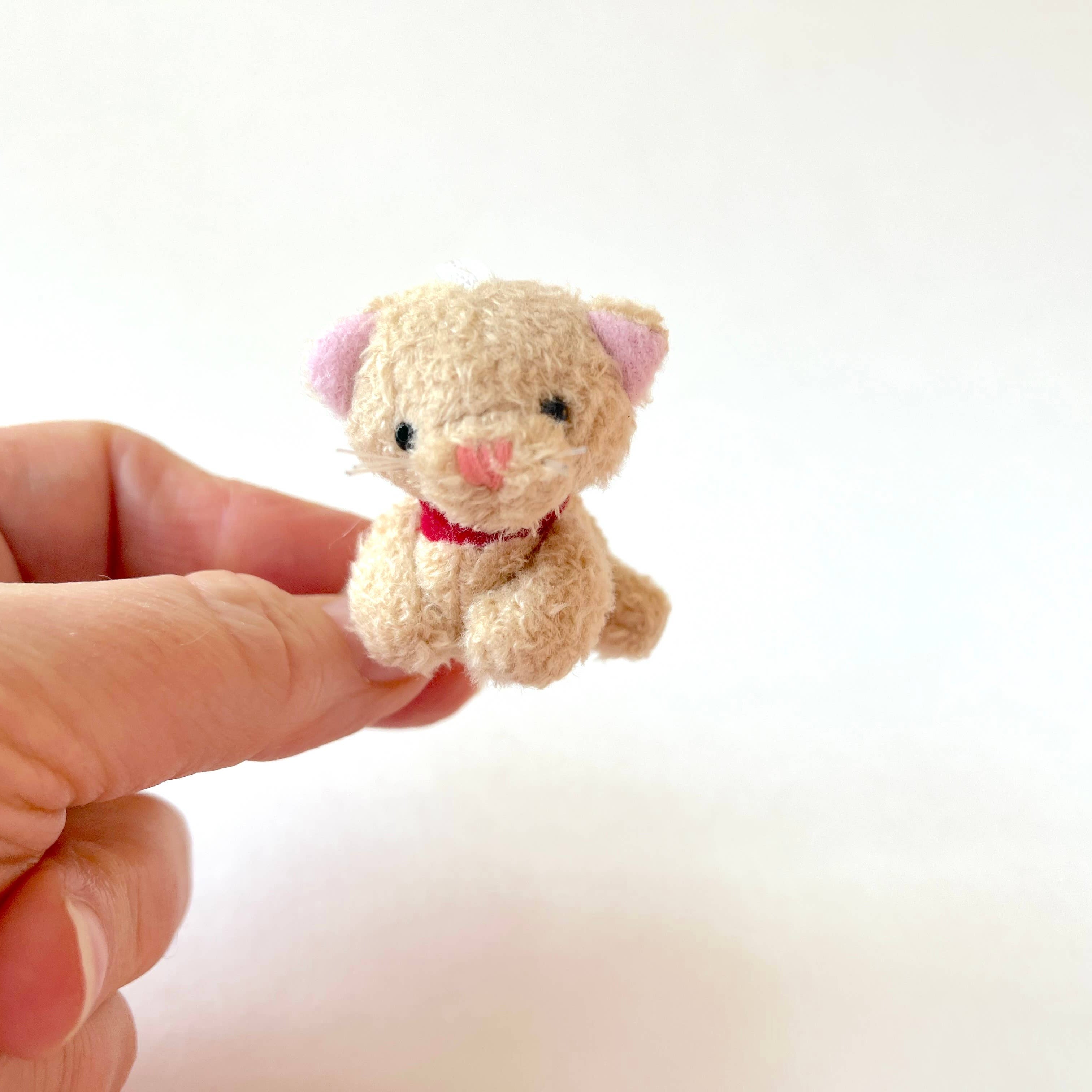 Small Plush Kitty Cat - Beige - 2-in – Mellow Monkey