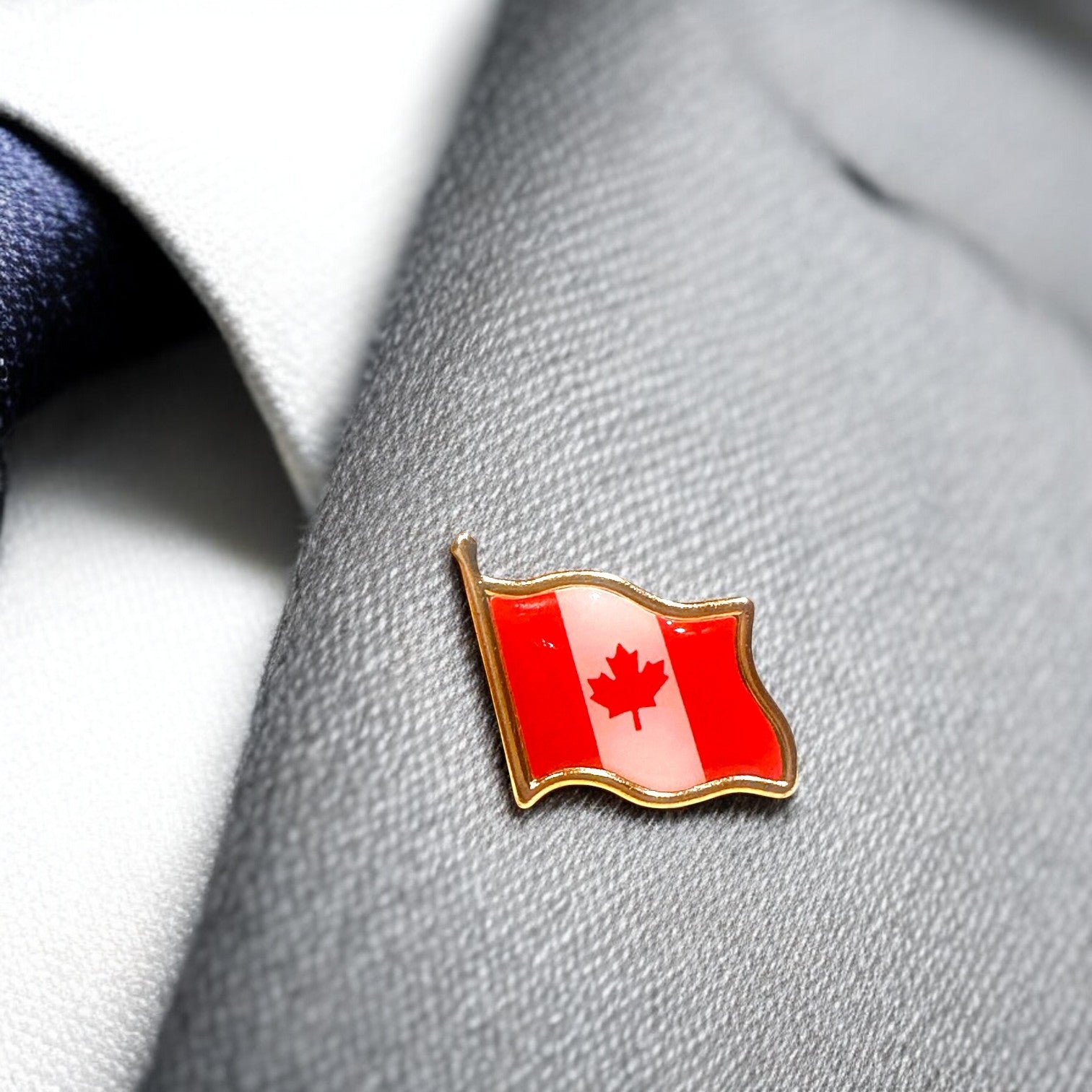 Canada Flag Enamel Metal Label Pin - 3/4-in – Mellow Monkey