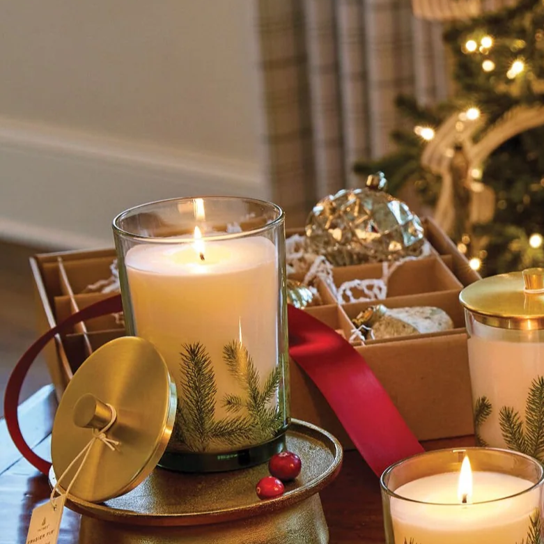 Thymes Frasier Fir Heritage Medium Pine Needle Luminary - 11-oz. – Mellow Monkey